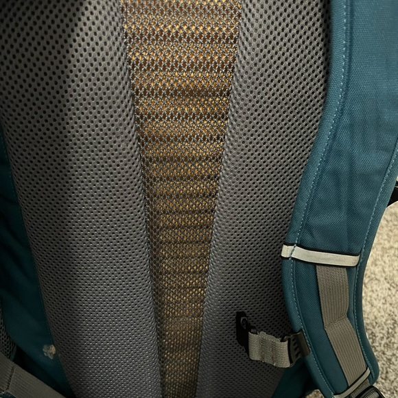 Mountain Hardwear | Bags | Awesome Mountain Hardware Backpack | Poshmark